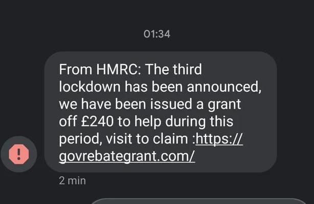 5 SCAM text messages you need to delete (and report) 2021 ...